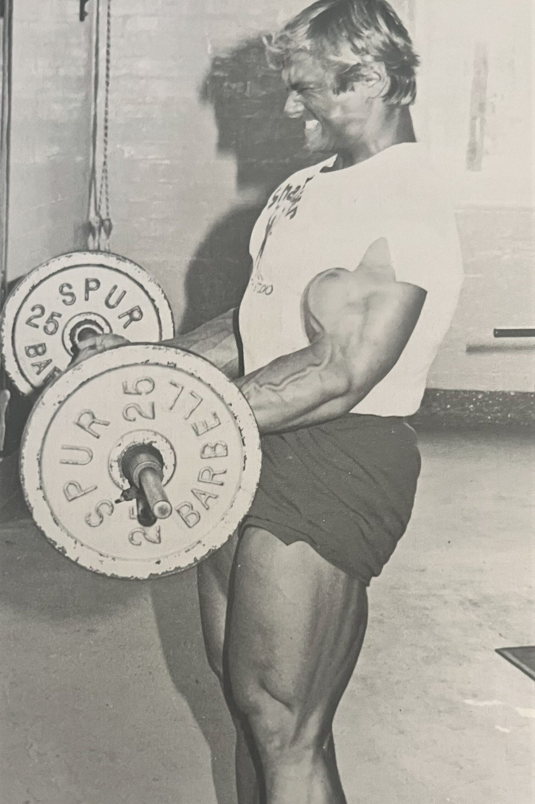 Tom Platz Workout: Full-Body Ultimate Guide - The Barbell