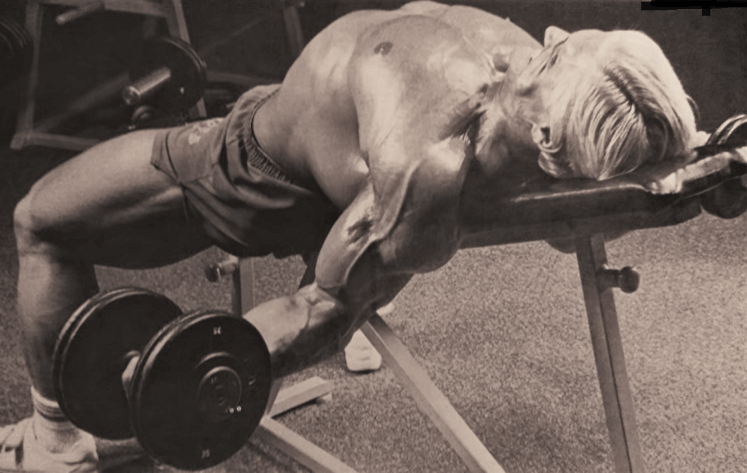 Tom Platz Workout: Full-Body Ultimate Guide - The Barbell